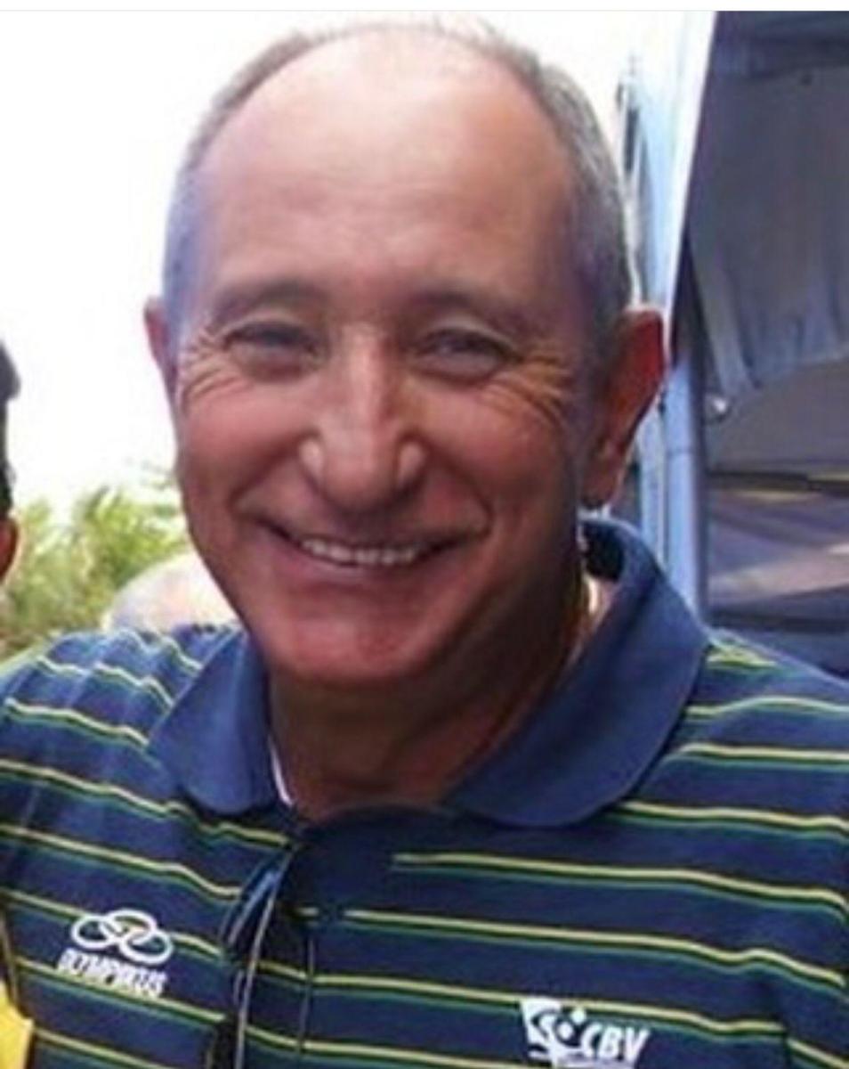 Sand Volleyball – Coach Leao